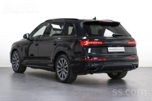 Black Audi Q7 2021 in Riga, with an engine capacity of 3.00 L and mileage of 77 thousand km for 42500 €, photo 14 on AUTOMOTO.COM.LV