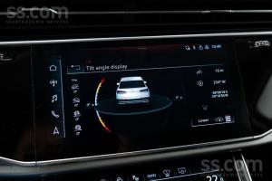 Black Audi Q7 2021 in Riga, with an engine capacity of 3.00 L and mileage of 77 thousand km for 42500 €, photo 22 on AUTOMOTO.COM.LV