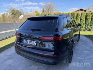 Black Audi Q7 2021 in Riga, with an engine capacity of 3.00 L and mileage of 99 thousand km for 40700 €, photo 8 on AUTOMOTO.COM.LV