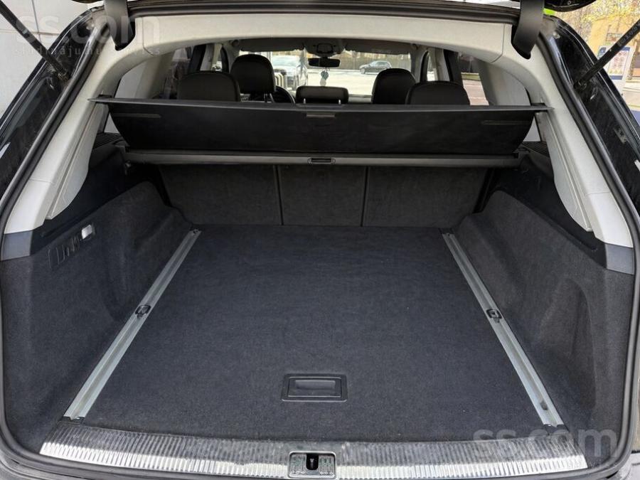 Black Audi Q7 2021 in Riga, with an engine capacity of 3.00 L and mileage of 99 thousand km for 40700 €, photo 14 on AUTOMOTO.COM.LV
