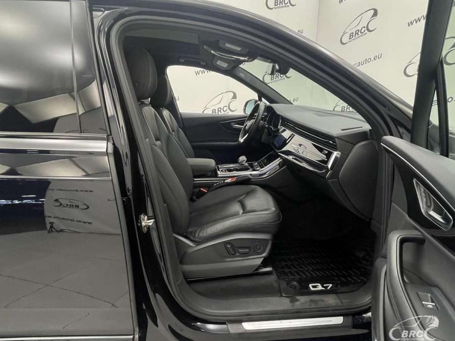 Black Audi Q7 2021 in Vilnius, with an engine capacity of 3.00 L and mileage of 86 thousand km for 37900 €, photo 6 on AUTOMOTO.COM.LV
