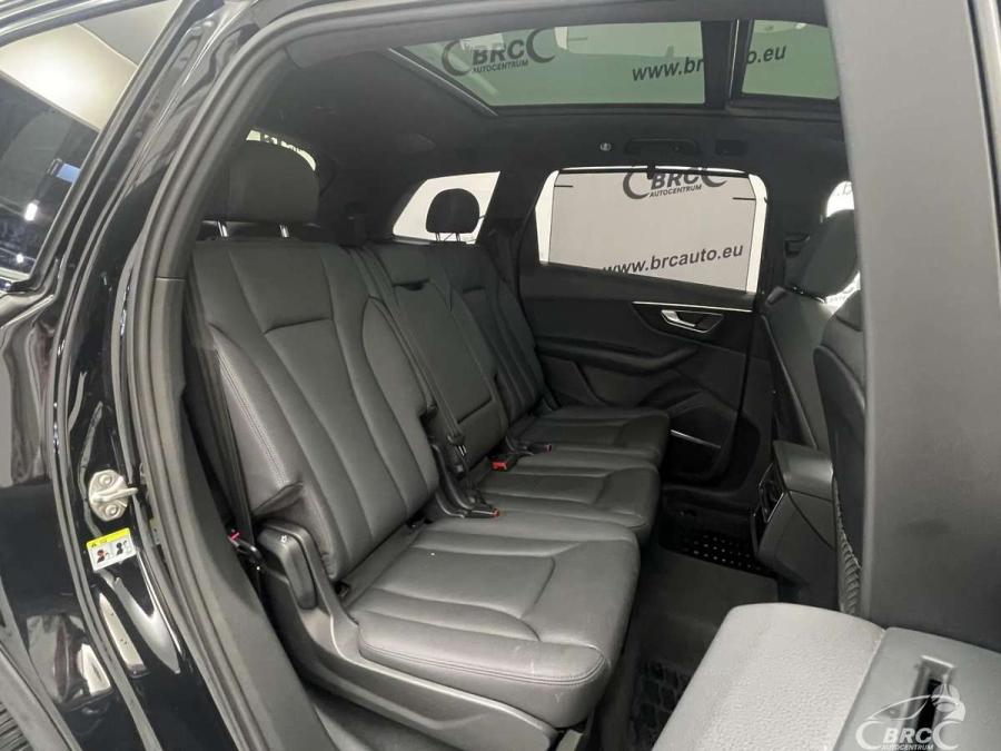 Black Audi Q7 2021 in Vilnius, with an engine capacity of 3.00 L and mileage of 86 thousand km for 37900 €, photo 15 on AUTOMOTO.COM.LV