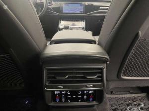Black Audi Q7 2021 in Vilnius, with an engine capacity of 3.00 L and mileage of 86 thousand km for 37900 €, photo 18 on AUTOMOTO.COM.LV