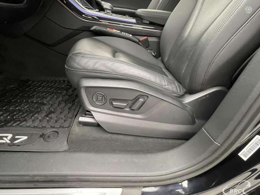 Black Audi Q7 2021 in Vilnius, with an engine capacity of 3.00 L and mileage of 86 thousand km for 37900 €, photo 27 on AUTOMOTO.COM.LV