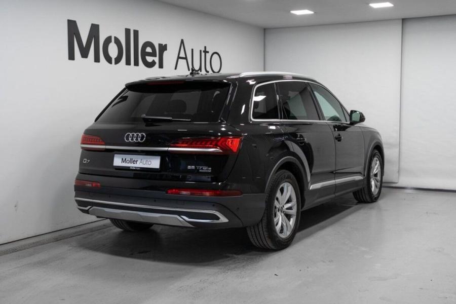 Black Audi Q7 2021 in Vilnius, with an engine capacity of 3.00 L and mileage of 139 thousand km for 41650 €, photo 6 on AUTOMOTO.COM.LV