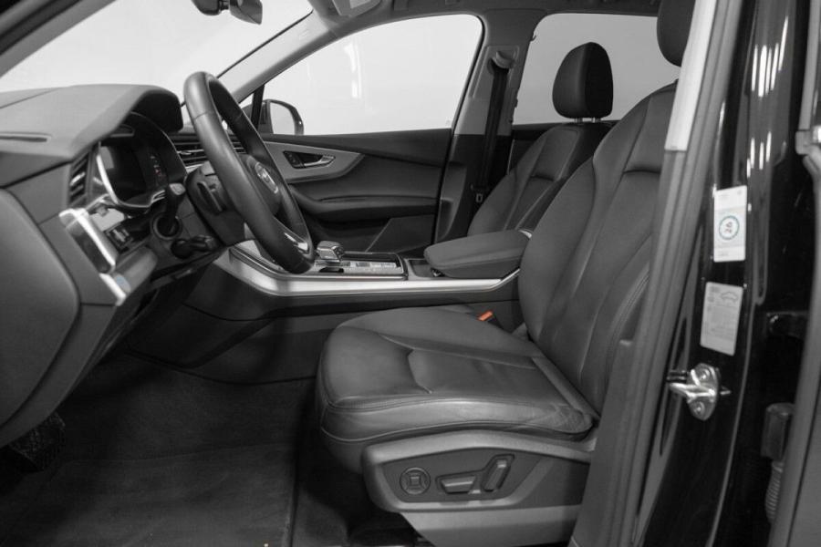 Black Audi Q7 2021 in Vilnius, with an engine capacity of 3.00 L and mileage of 139 thousand km for 41650 €, photo 8 on AUTOMOTO.COM.LV
