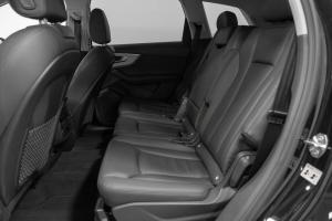 Black Audi Q7 2021 in Vilnius, with an engine capacity of 3.00 L and mileage of 139 thousand km for 41650 €, photo 9 on AUTOMOTO.COM.LV