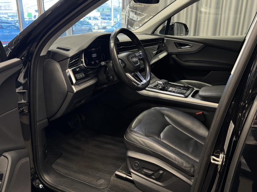 Melns Audi Q7 2021 Rīga, ar dzinēja tilpumu 3.00 L un nobraukumu 135 tūkst. km par 37990 €, foto 8 vietnē AUTOMOTO.COM.LV