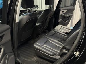 Melns Audi Q7 2021 Rīga, ar dzinēja tilpumu 3.00 L un nobraukumu 135 tūkst. km par 37990 €, foto 12 vietnē AUTOMOTO.COM.LV