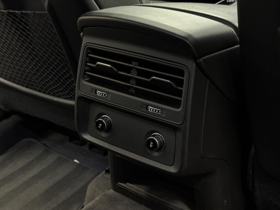 Melns Audi Q7 2021 Rīga, ar dzinēja tilpumu 3.00 L un nobraukumu 135 tūkst. km par 37990 €, foto 13 vietnē AUTOMOTO.COM.LV