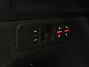 Melns Audi Q7 2021 Rīga, ar dzinēja tilpumu 3.00 L un nobraukumu 135 tūkst. km par 37990 €, foto 17 vietnē AUTOMOTO.COM.LV