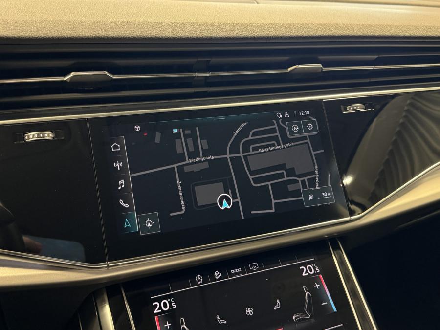 Melns Audi Q7 2021 Rīga, ar dzinēja tilpumu 3.00 L un nobraukumu 135 tūkst. km par 37990 €, foto 26 vietnē AUTOMOTO.COM.LV
