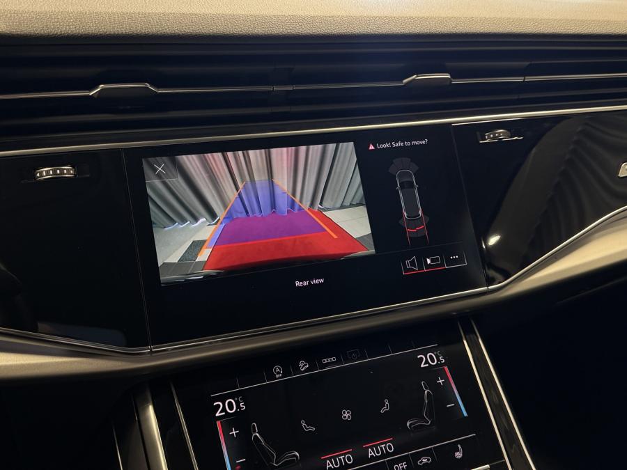 Melns Audi Q7 2021 Rīga, ar dzinēja tilpumu 3.00 L un nobraukumu 135 tūkst. km par 37990 €, foto 27 vietnē AUTOMOTO.COM.LV
