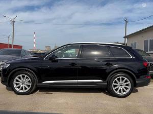 Black Audi Q7 2021 in Vilnius, with an engine capacity of 3.00 L and mileage of 113 thousand km for 42900 €, photo 8 on AUTOMOTO.COM.LV