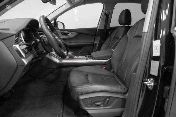 Melns Audi Q7 2021 Viļņa, ar dzinēja tilpumu 3.00 L un nobraukumu 139 tūkst. km par 39900 €, foto 5 vietnē AUTOMOTO.COM.LV