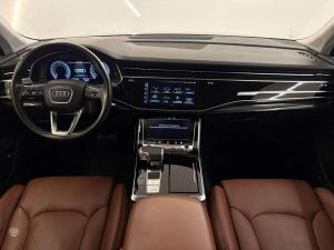 Black Audi Q7 2021 in Marijampole, with an engine capacity of 2.97 L and mileage of 151 thousand km for 43750 €, photo 6 on AUTOMOTO.COM.LV