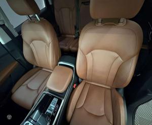 Black Audi Q7 2021 in Marijampole, with an engine capacity of 2.97 L and mileage of 151 thousand km for 43750 €, photo 16 on AUTOMOTO.COM.LV