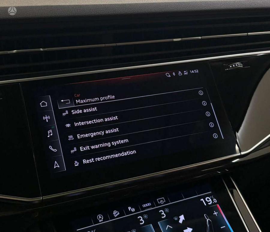 Black Audi Q7 2021 in Marijampole, with an engine capacity of 2.97 L and mileage of 151 thousand km for 43750 €, photo 31 on AUTOMOTO.COM.LV