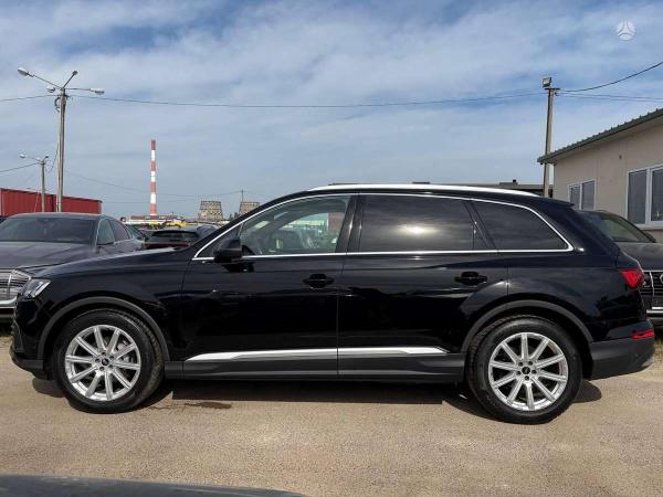 Melns Audi Q7 2021 Viļņa, ar dzinēja tilpumu 3.00 L un nobraukumu 113 tūkst. km par 42500 €, foto 7 vietnē AUTOMOTO.COM.LV