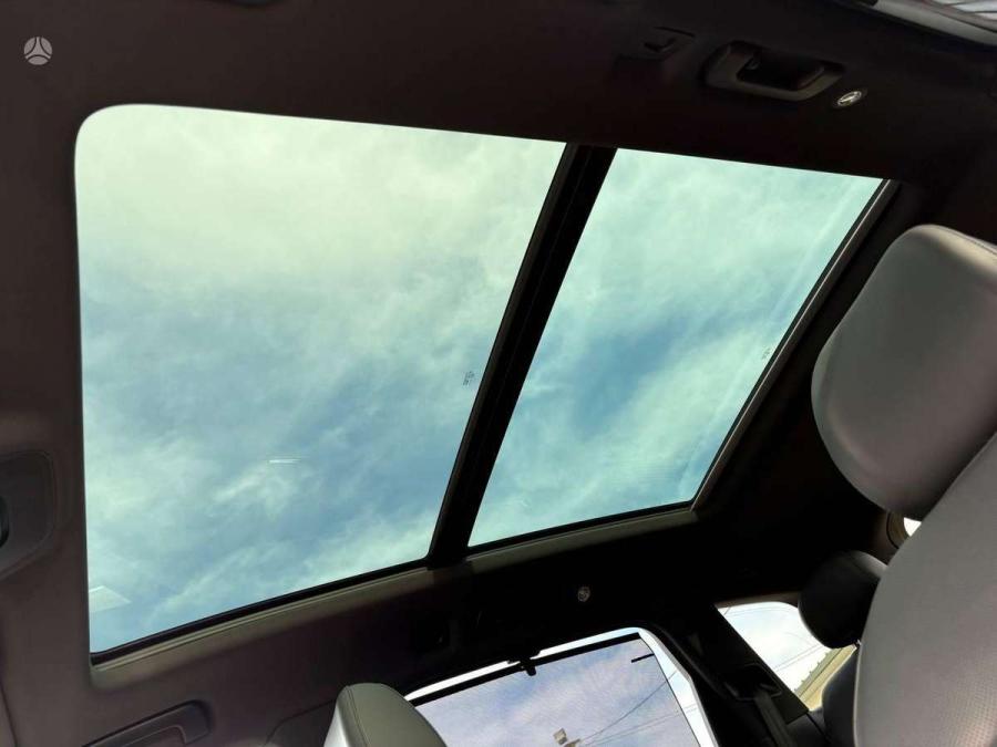 Melns Audi Q7 2021 Viļņa, ar dzinēja tilpumu 3.00 L un nobraukumu 113 tūkst. km par 42500 €, foto 17 vietnē AUTOMOTO.COM.LV