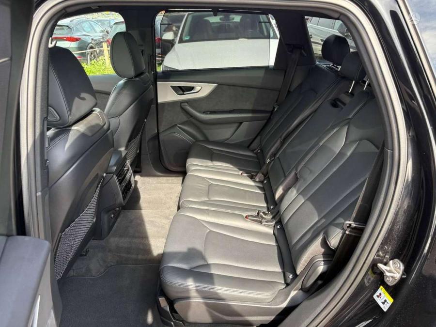 Melns Audi Q7 2021 Viļņa, ar dzinēja tilpumu 3.00 L un nobraukumu 113 tūkst. km par 42500 €, foto 18 vietnē AUTOMOTO.COM.LV