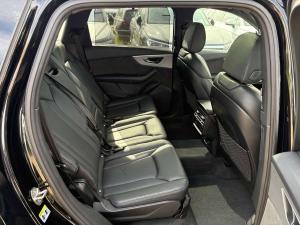 Melns Audi Q7 2021 Viļņa, ar dzinēja tilpumu 3.00 L un nobraukumu 113 tūkst. km par 42500 €, foto 21 vietnē AUTOMOTO.COM.LV