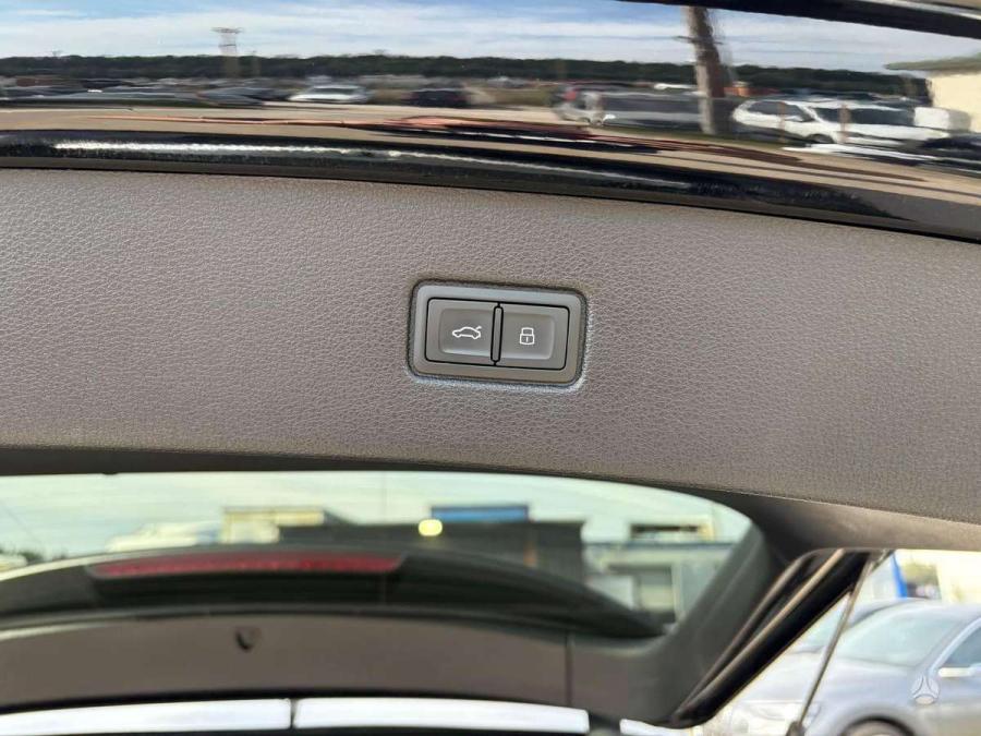 Melns Audi Q7 2021 Viļņa, ar dzinēja tilpumu 3.00 L un nobraukumu 113 tūkst. km par 42500 €, foto 34 vietnē AUTOMOTO.COM.LV