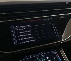 Melns Audi Q7 2021 Marijampole, ar dzinēja tilpumu 2.97 L un nobraukumu 151 tūkst. km par 42750 €, foto 4 vietnē AUTOMOTO.COM.LV
