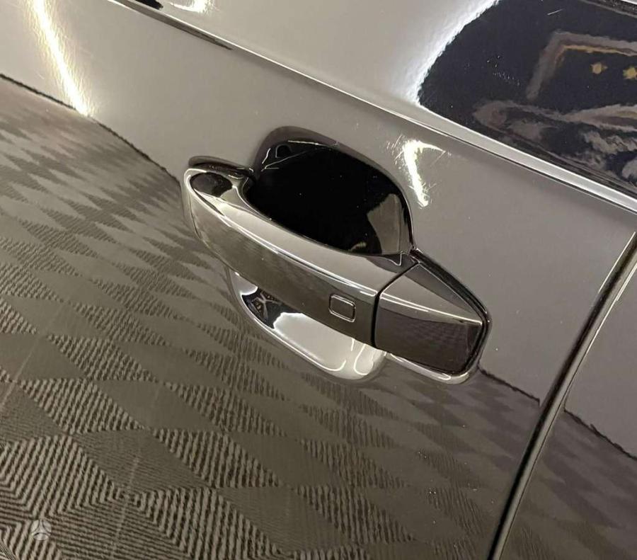 Melns Audi Q7 2021 Marijampole, ar dzinēja tilpumu 2.97 L un nobraukumu 151 tūkst. km par 42750 €, foto 28 vietnē AUTOMOTO.COM.LV