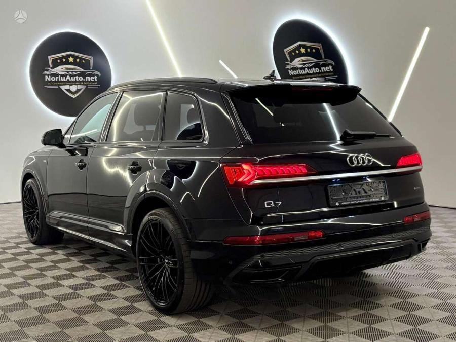 Melns Audi Q7 2021 Marijampole, ar dzinēja tilpumu 2.97 L un nobraukumu 151 tūkst. km par 42750 €, foto 29 vietnē AUTOMOTO.COM.LV