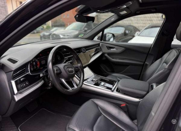Audi Q7 2021 Viļņa vietnē Melns Audi Q7 2021 Viļņa, ar dzinēja tilpumu 2.97 L un nobraukumu 159 tūkst. km par 47800 €, foto 10 vietnē AUTOMOTO.COM.LV
