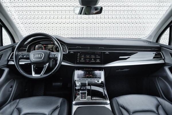 Melns Audi Q7 2021 Mārupe, ar dzinēja tilpumu 3.00 L un nobraukumu 68 tūkst. km par 41200 €, foto 7 vietnē AUTOMOTO.COM.LV