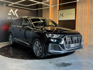 Black Audi Q7 2022 in Kaunas, with an engine capacity of 3.00 L and mileage of 91 thousand km for 47990 €, photo 2 on AUTOMOTO.COM.LV