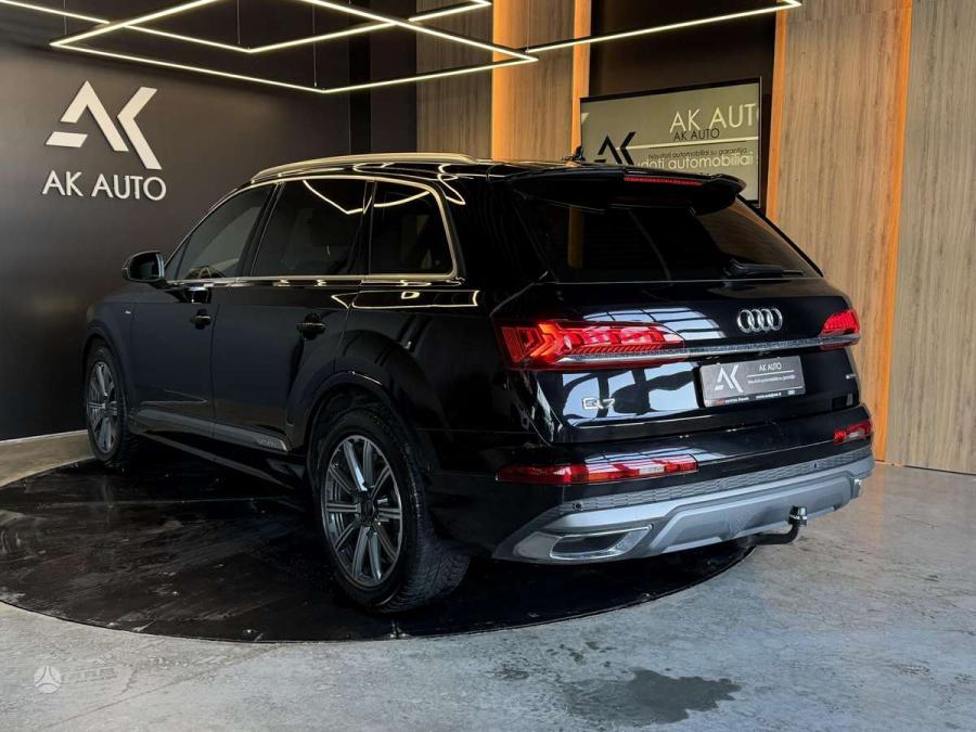 Black Audi Q7 2022 in Kaunas, with an engine capacity of 3.00 L and mileage of 91 thousand km for 47990 €, photo 8 on AUTOMOTO.COM.LV