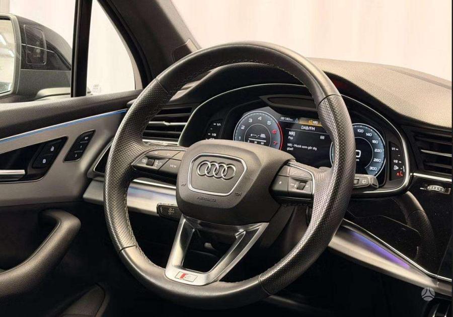 Melns Audi Q7 2022 Viļņa, ar dzinēja tilpumu 3.00 L un nobraukumu 118 tūkst. km par 58500 €, foto 10 vietnē AUTOMOTO.COM.LV
