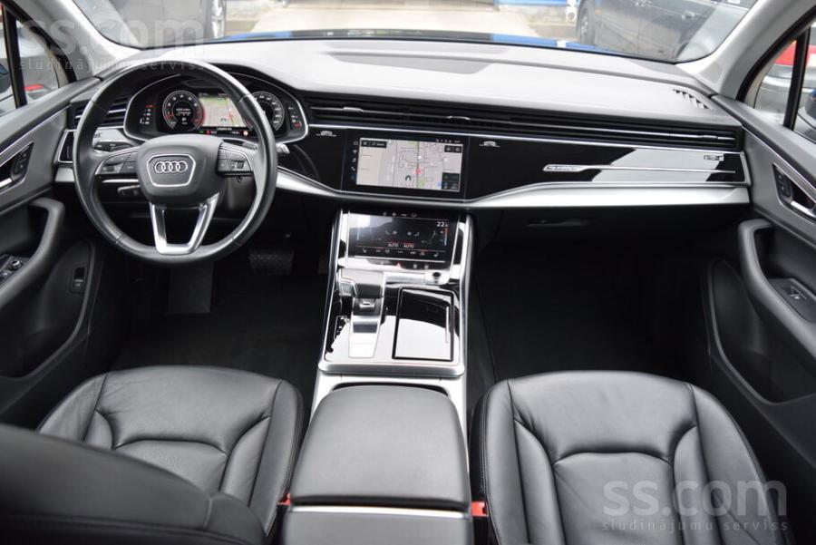 Black Audi Q7 2022 in Riga, with an engine capacity of 3.00 L and mileage of 107 thousand km for 34900 €, photo 5 on AUTOMOTO.COM.LV
