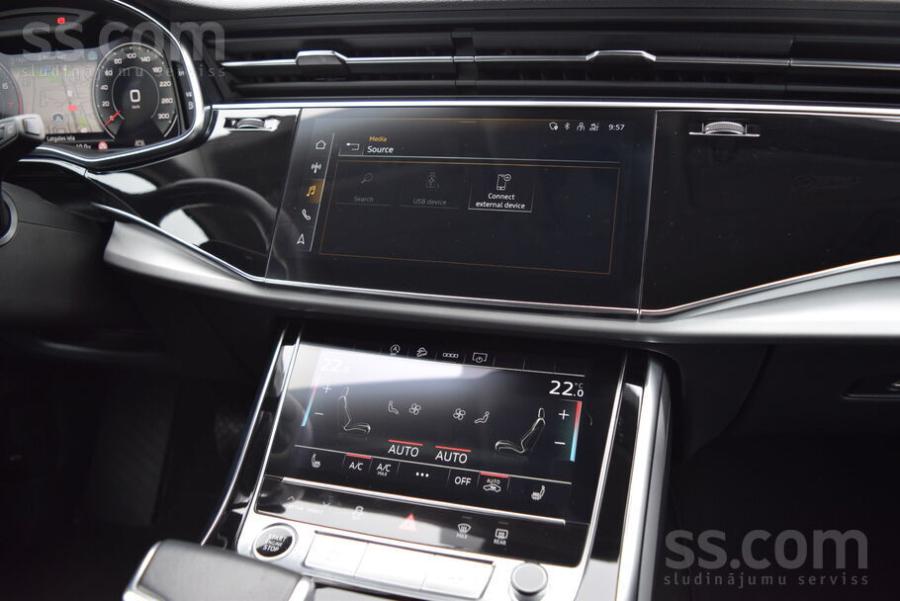 Black Audi Q7 2022 in Riga, with an engine capacity of 3.00 L and mileage of 107 thousand km for 34900 €, photo 7 on AUTOMOTO.COM.LV