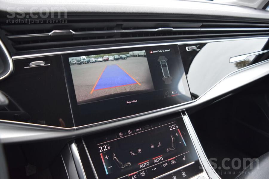 Black Audi Q7 2022 in Riga, with an engine capacity of 3.00 L and mileage of 107 thousand km for 34900 €, photo 8 on AUTOMOTO.COM.LV