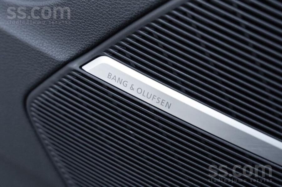 Black Audi Q7 2022 in Riga, with an engine capacity of 3.00 L and mileage of 95 thousand km for 41900 €, photo 10 on AUTOMOTO.COM.LV