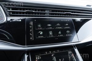 Black Audi Q7 2022 in Riga, with an engine capacity of 3.00 L and mileage of 95 thousand km for 41900 €, photo 21 on AUTOMOTO.COM.LV