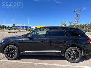 Melns Audi Q7 2022 Rīga, ar dzinēja tilpumu 3.00 L un nobraukumu 94 tūkst. km par 39900 €, foto 3 vietnē AUTOMOTO.COM.LV
