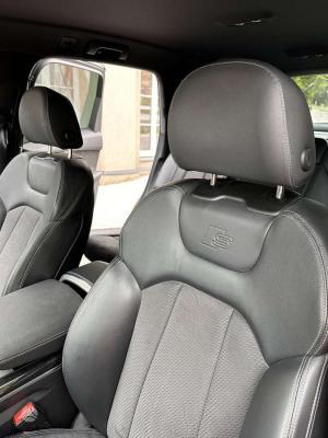 Black Audi Q7 2022 in Vilnius, with an engine capacity of 3.00 L and mileage of 96 thousand km for 46550 €, photo 15 on AUTOMOTO.COM.LV