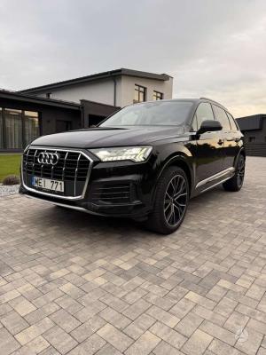 Black Audi Q7 2022 in Vilnius, with an engine capacity of 2.97 L and mileage of 142 thousand km for 37000 €, photo 12 on AUTOMOTO.COM.LV