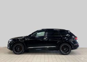 Black Audi Q7 2022 in Kaunas, with an engine capacity of 3.00 L and mileage of 114 thousand km for 45900 €, photo 3 on AUTOMOTO.COM.LV