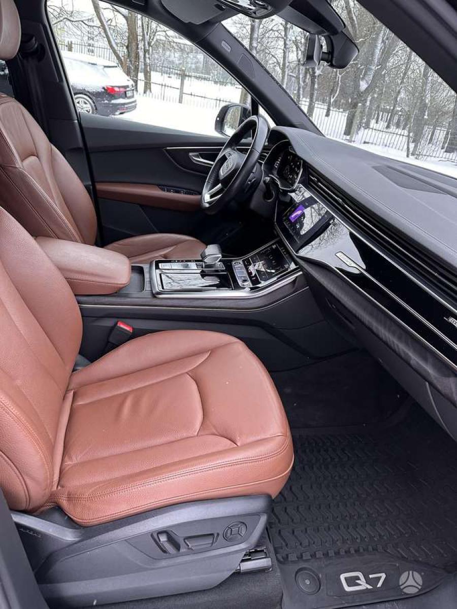 Melns Audi Q7 2022 Rīga, ar dzinēja tilpumu 3.00 L un nobraukumu 95 tūkst. km par 41500 €, foto 5 vietnē AUTOMOTO.COM.LV