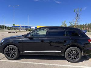 Melns Audi Q7 2022 Rīga, ar dzinēja tilpumu 3.00 L un nobraukumu 95 tūkst. km par 41500 €, foto 18 vietnē AUTOMOTO.COM.LV