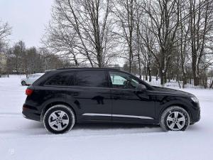 Melns Audi Q7 2022 Rīga, ar dzinēja tilpumu 3.00 L un nobraukumu 95 tūkst. km par 41500 €, foto 19 vietnē AUTOMOTO.COM.LV