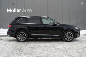 Black Audi Q7 2023 in Vilnius, with an engine capacity of 3.00 L and mileage of 57 thousand km for 48400 €, photo 7 on AUTOMOTO.COM.LV