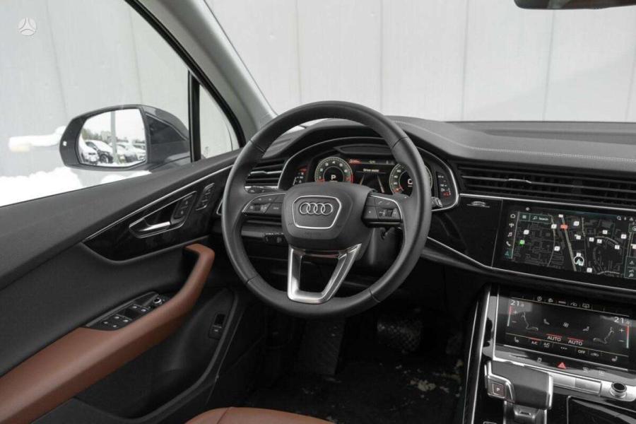 Black Audi Q7 2023 in Vilnius, with an engine capacity of 3.00 L and mileage of 57 thousand km for 48400 €, photo 13 on AUTOMOTO.COM.LV