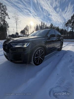 Melns Audi Q7 2023 Tallina, ar dzinēja tilpumu 3.00 L un nobraukumu 49 tūkst. km par 61500 €, foto  vietnē AUTOMOTO.COM.LV